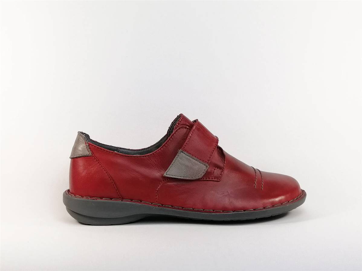 Chaussures basses en cuir rouge souple MORAN’S – femme